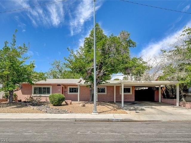 3239 Bluebird St, Las Vegas, NV 89121