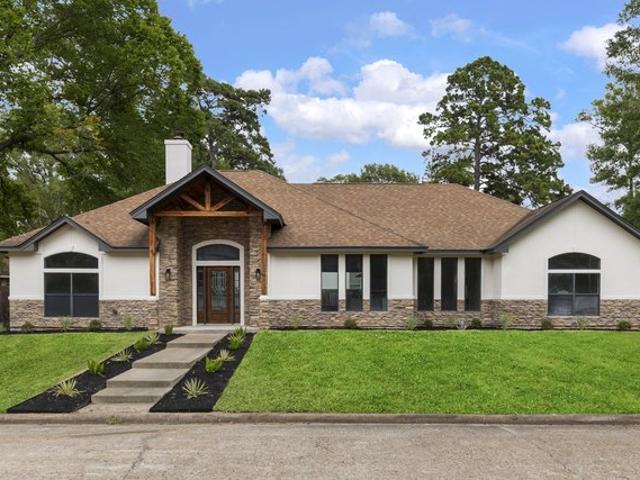 3239 Chippers Xing, Montgomery, TX 77356