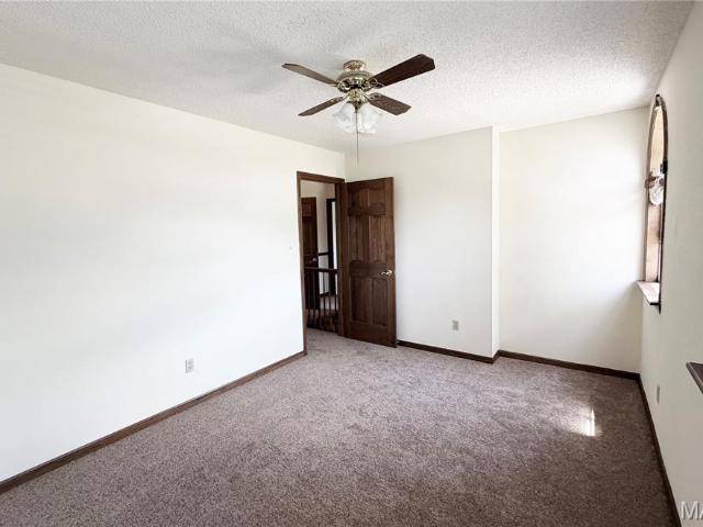3239 Fielding Ln, Belleville, IL 62221 | MLS #26044