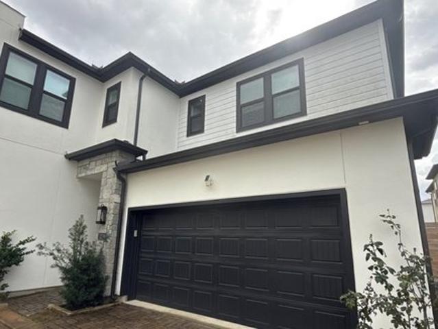 3239 Royal Oaks Hollow Ln, Houston, TX 77082