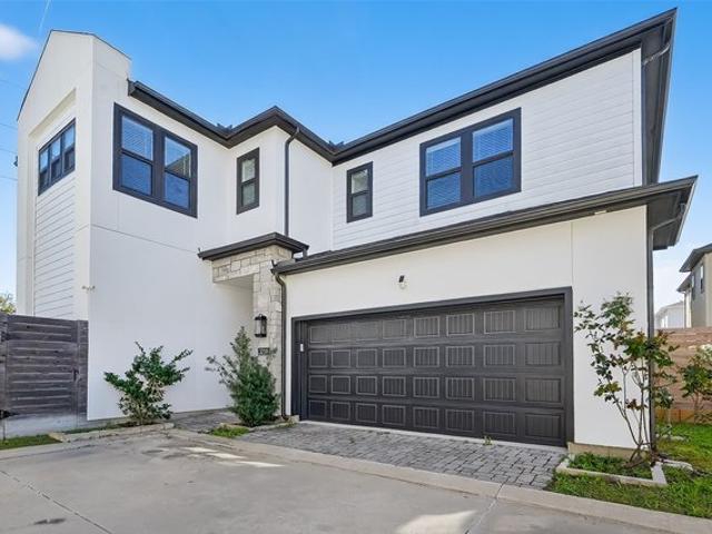 3239 Royal Oaks Hollow Ln, Houston, TX 77082
