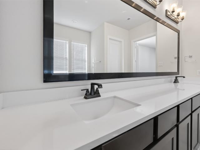 3239 Royal Oaks Holw Ln, Houston, TX 77082 | MLS #80800