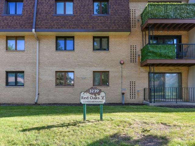 3239 S 58th St Unit 111, Milwaukee, WI 53219
