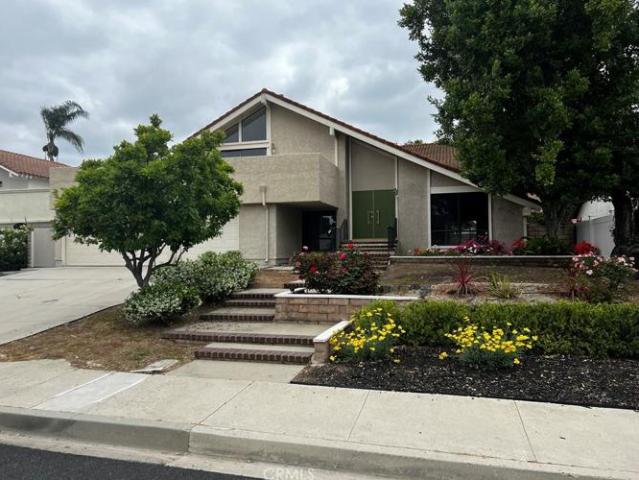 3239 Sawtooth Ct, Westlake Village, CA 91362