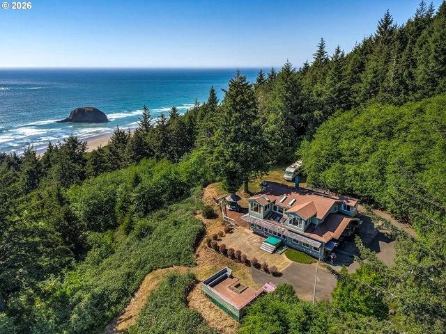 32307 Ruby Ln, Cannon Beach, OR 97110