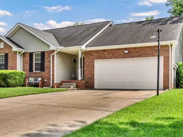 3230 N Senseney Cir