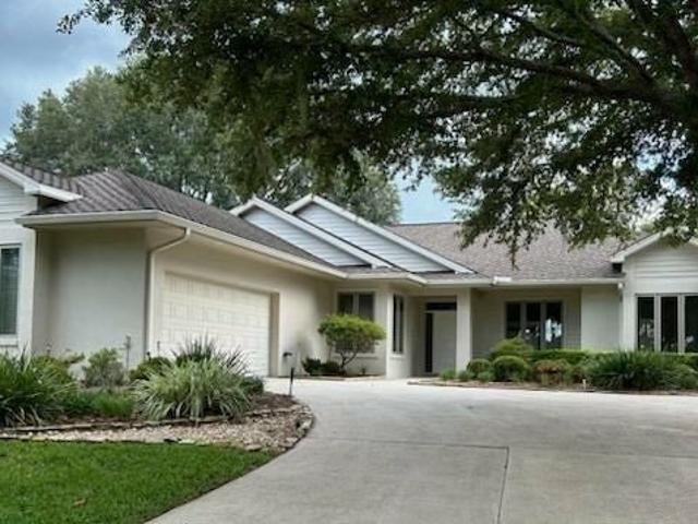 3230 N Pinelake Village Pt, Lecanto, FL
