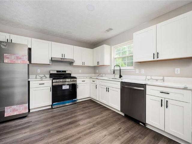 3230 Deer Valley Dr NW, Acworth, GA 30101 | MLS #7695 | Compass