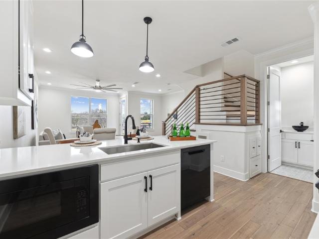 3230 Elihu St, Unit 5, Dallas, TX 75210 | MLS #21253