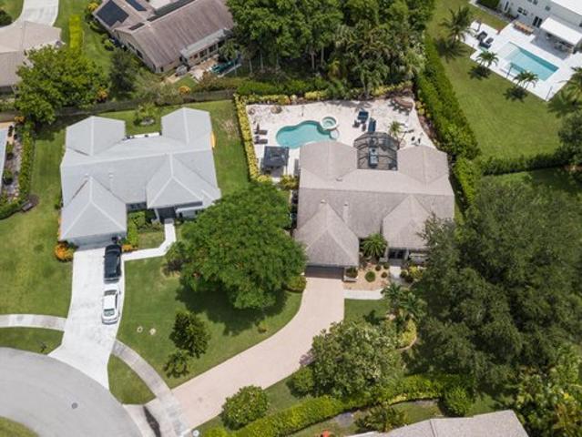 3230 Riviera Dr, Delray Beach, FL 33445