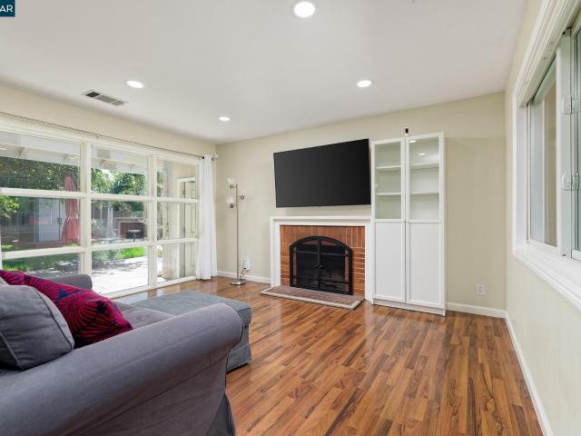 3230 Stanley Ct
