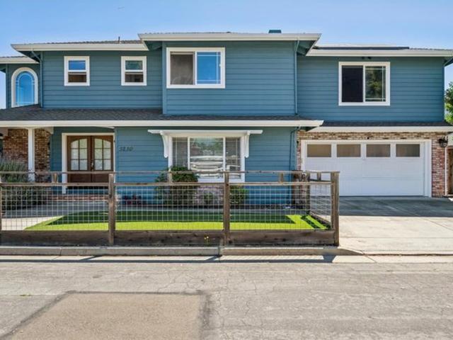 3230 Virgil Ln, Santa Cruz, CA 95062