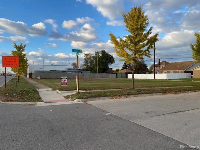 3230 Wyoming St, Dearborn, MI 48120
