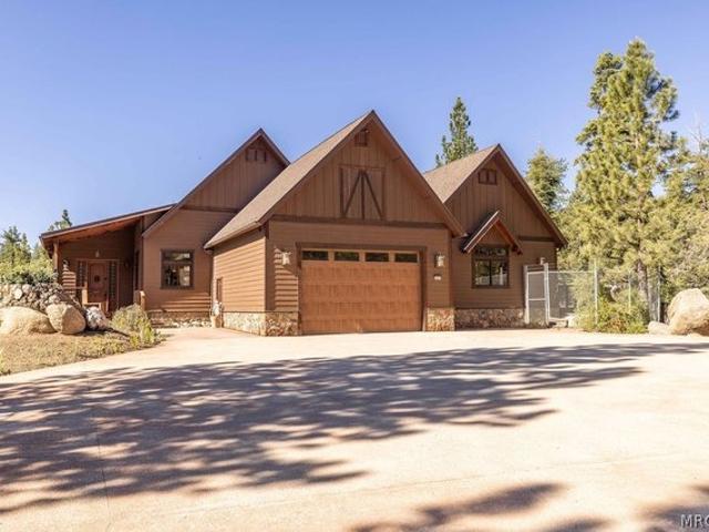32311 Rim of the World Dr, Fawnskin, CA 92333