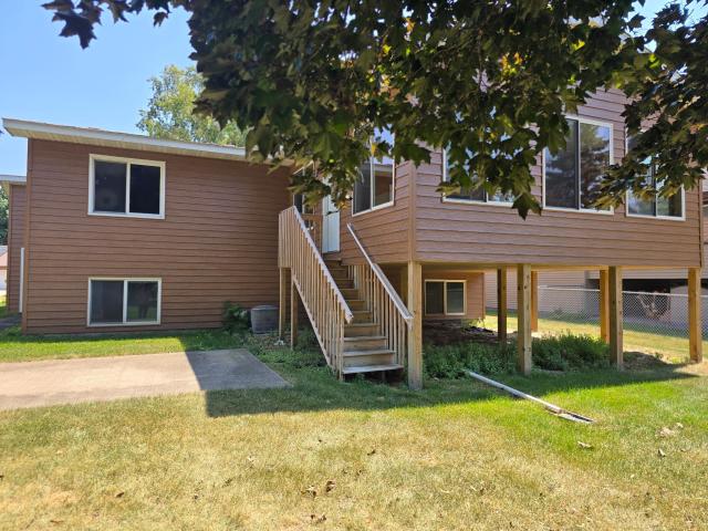 3231 Meadowbrook Court