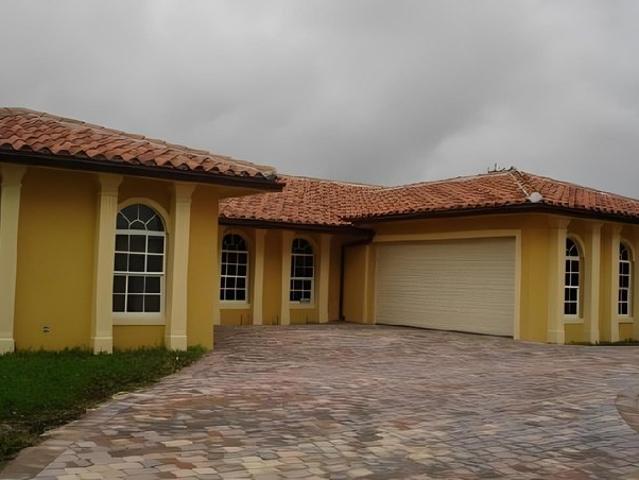 3231 N 47th Ave, Hollywood, FL 33021