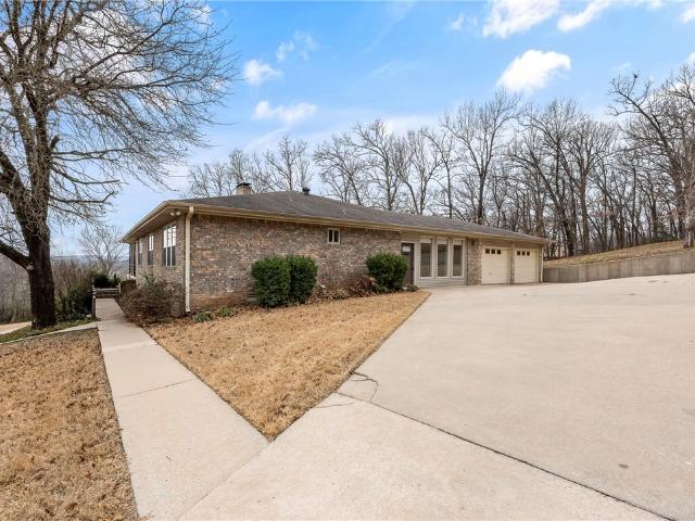 3231 N Kendall Drive