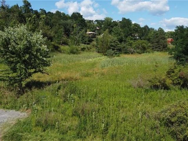3231 Camberly Dr, Gibsonia, PA 15044