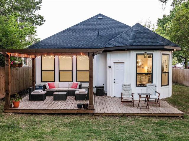 3231 Fairview Ave, Dallas, TX 75223 | MLS #21242 | Compass