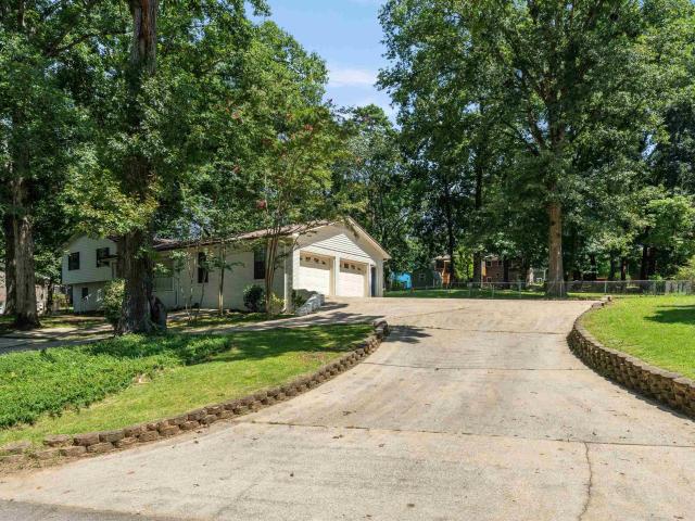 3231 Rockbay Circle