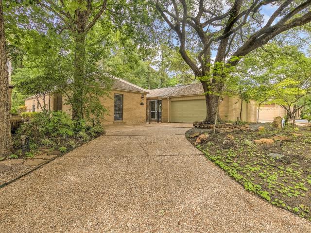 3231 Village Falls Court