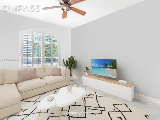 3232 NE 212th Ter, Aventura, FL