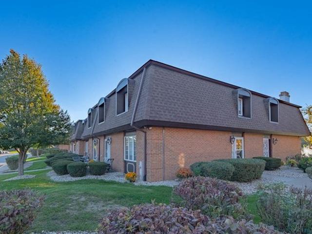 3232 Chestnut Dr, Flossmoor, IL 60422