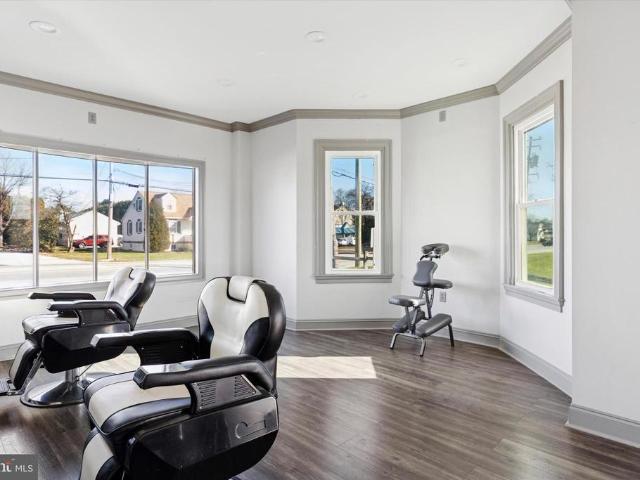 3232 Ridge Pike