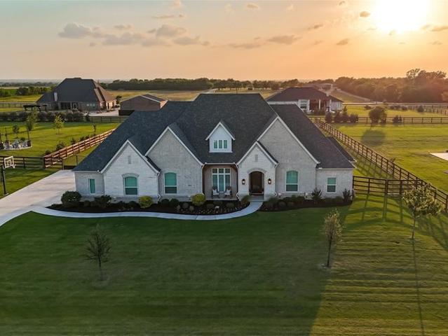 3232 Stardust Ln, Northlake, TX 76226