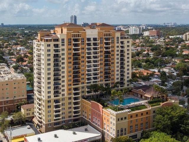 3232 SW 22nd Ter Ph 2002, Miami, FL 33145