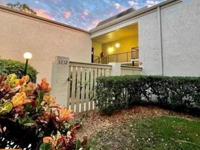 3232 S Semoran Blvd #21, Orlando, FL 32822