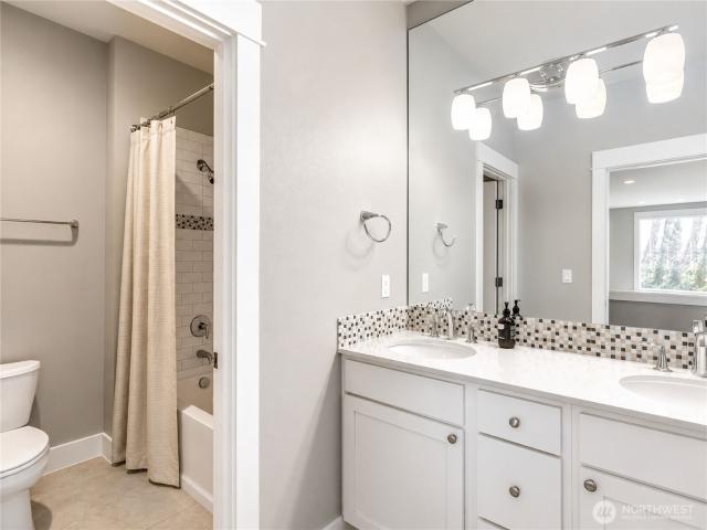 3232 th Ave SE, Bellevue, WA 98004 | MLS #2546