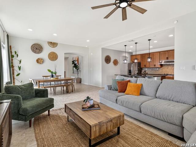3233 Mountain Mint