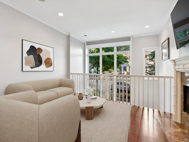 3233 N Racine Avenue # 1
