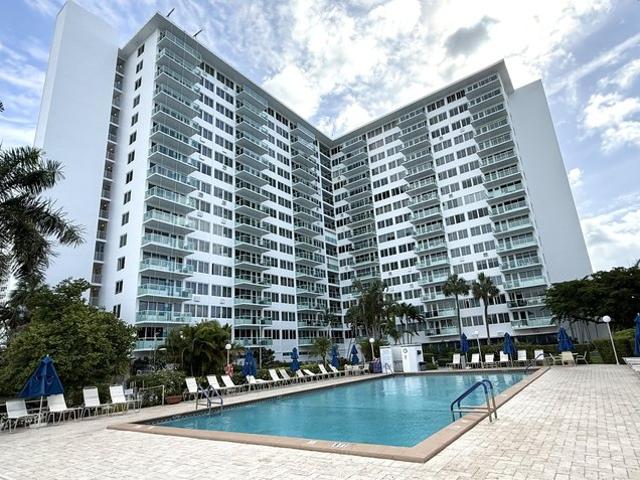 3233 NE 34th St Apt 1504, Fort Lauderdale, FL 33308