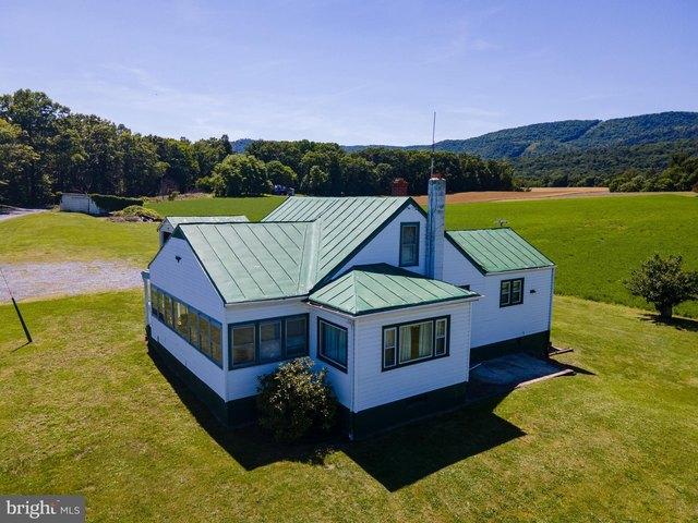 3233 Newport Rd, Shenandoah, VA 22849