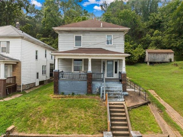 3233 Elm St, Weirton, WV 26062