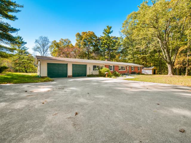3233 Plum Creek Road