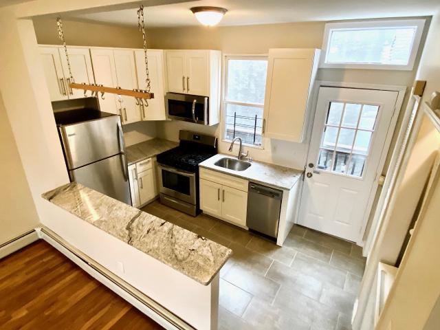 323.5 Pavonia Ave # Duplex