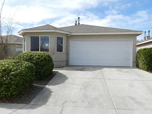 323 Calle Amarillo SW, Albuquerque, NM 87121