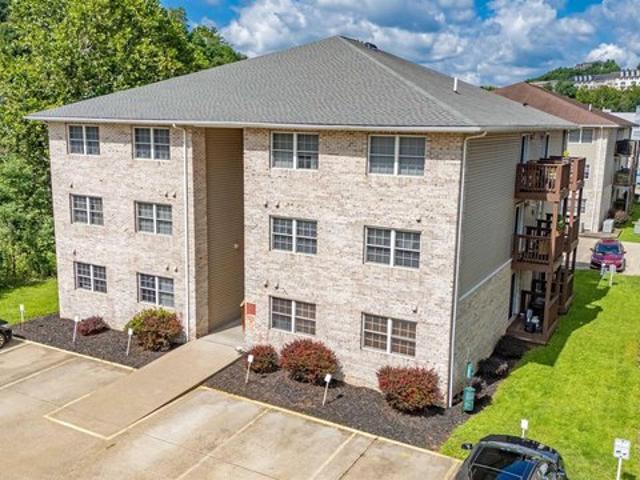 323 Creekside Dr Unit 323, Morgantown, WV 26508