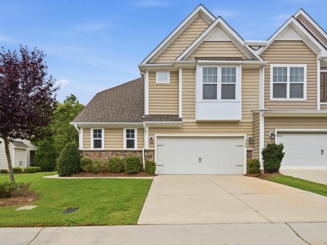 323 Acorn Hollow Pl, Durham, NC 27703