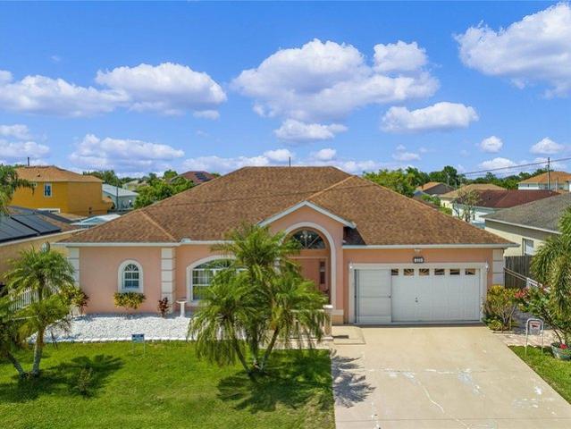 323 Alegriano Ct, Kissimmee, FL 34758