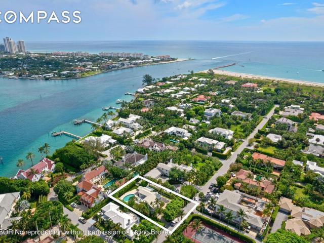 323 Arabian Rd, Palm Beach, FL