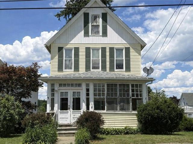 323 Bayard St, Kane, PA 16735