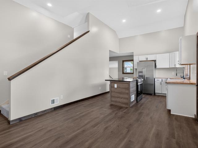 323 Grand Street