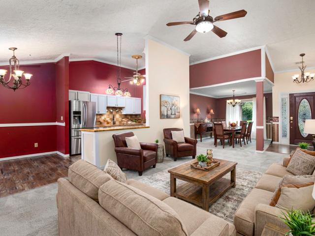 323 Dogwood Court