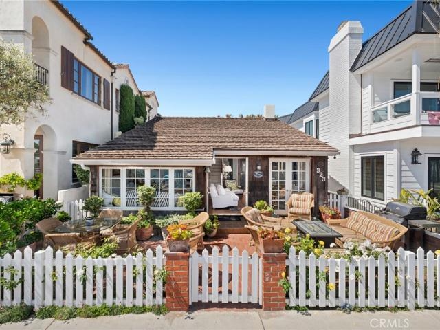 323 E Bay Front