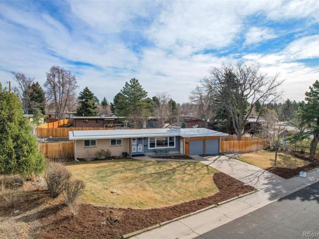 323 E Briarwood Dr, Centennial, CO