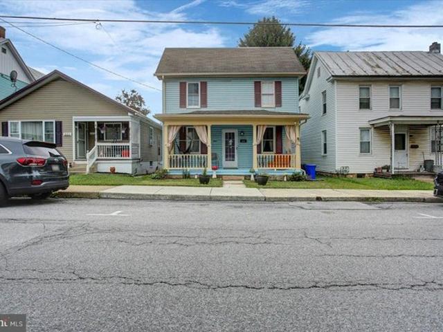 323 E Garfield St, Shippensburg, PA 17257